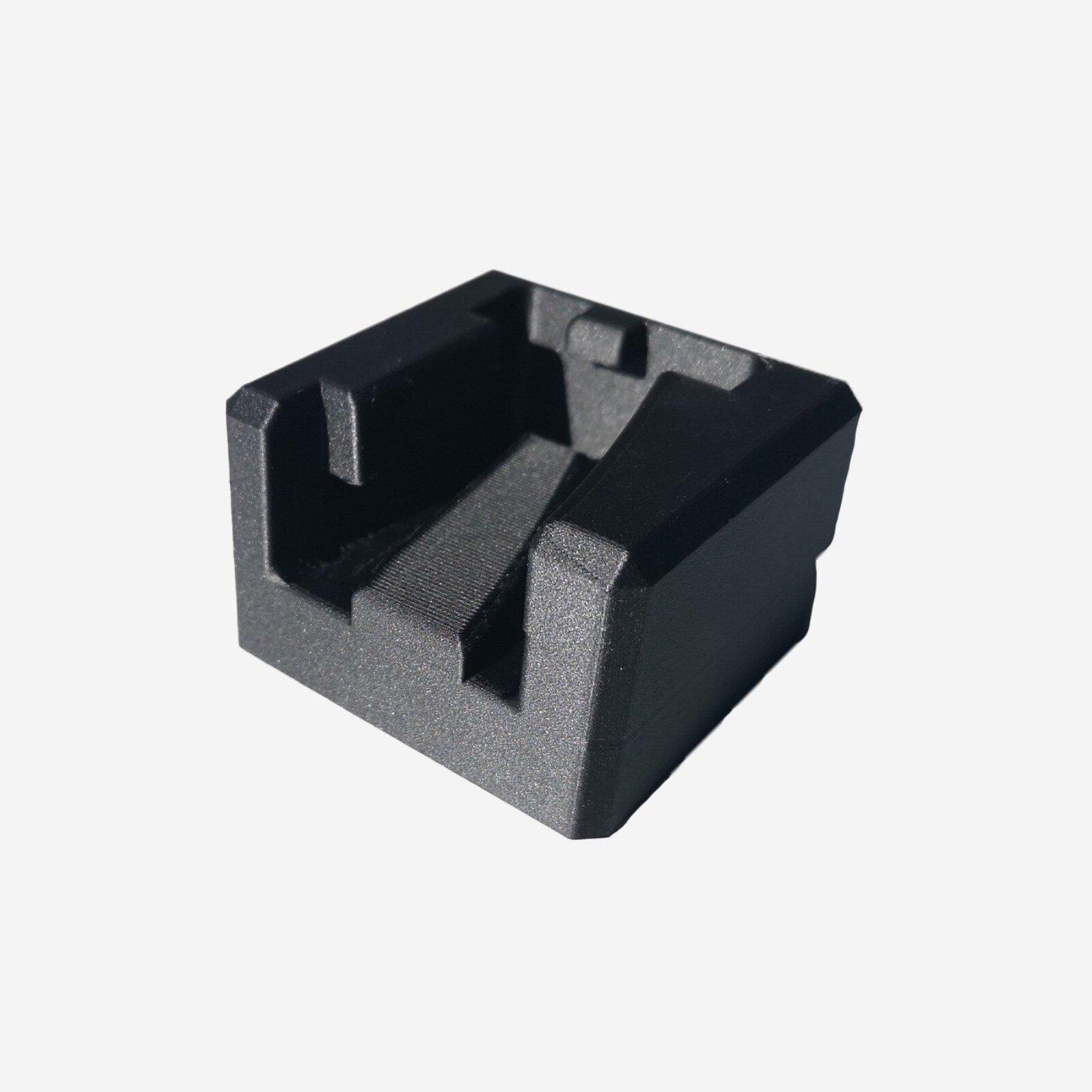 Post-processing 3D Printed CFR Composite Parts with AMT PostPro 3D